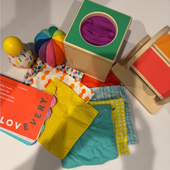 LOVEVERY | Toys | Nwt New In Box Lovevery Play Kit 56 Month The Senser ...